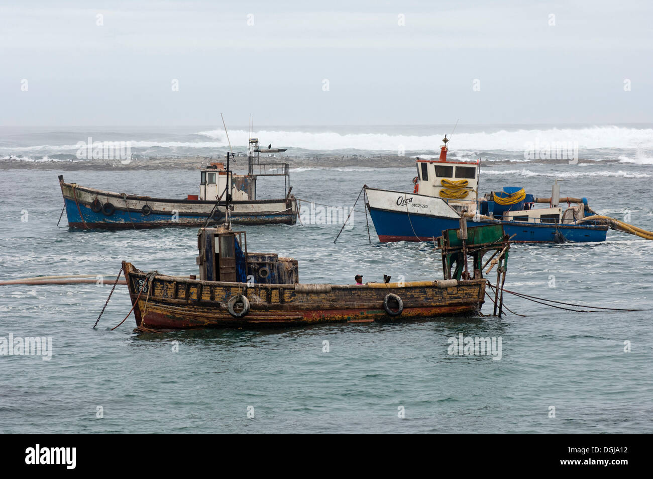 Diamond mining boat hi-res stock photography and images - Alamy