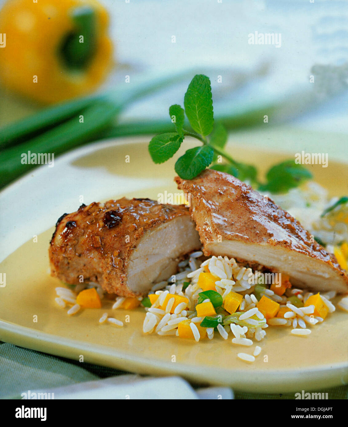 Chickens fillets hi-res stock photography and images - Alamy
