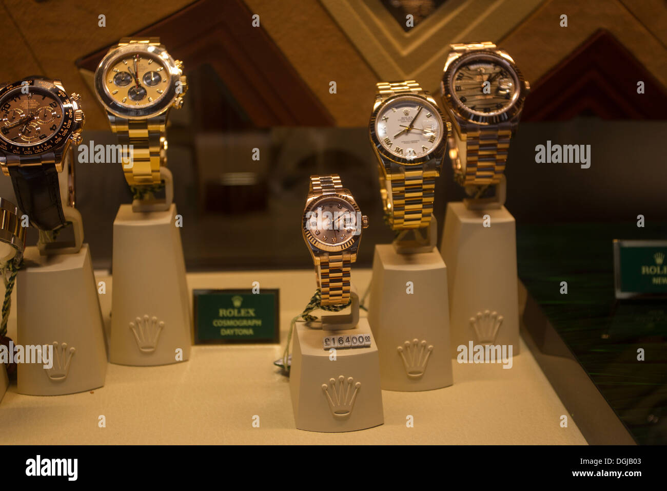 Rolex window display hi-res stock photography and images - Alamy