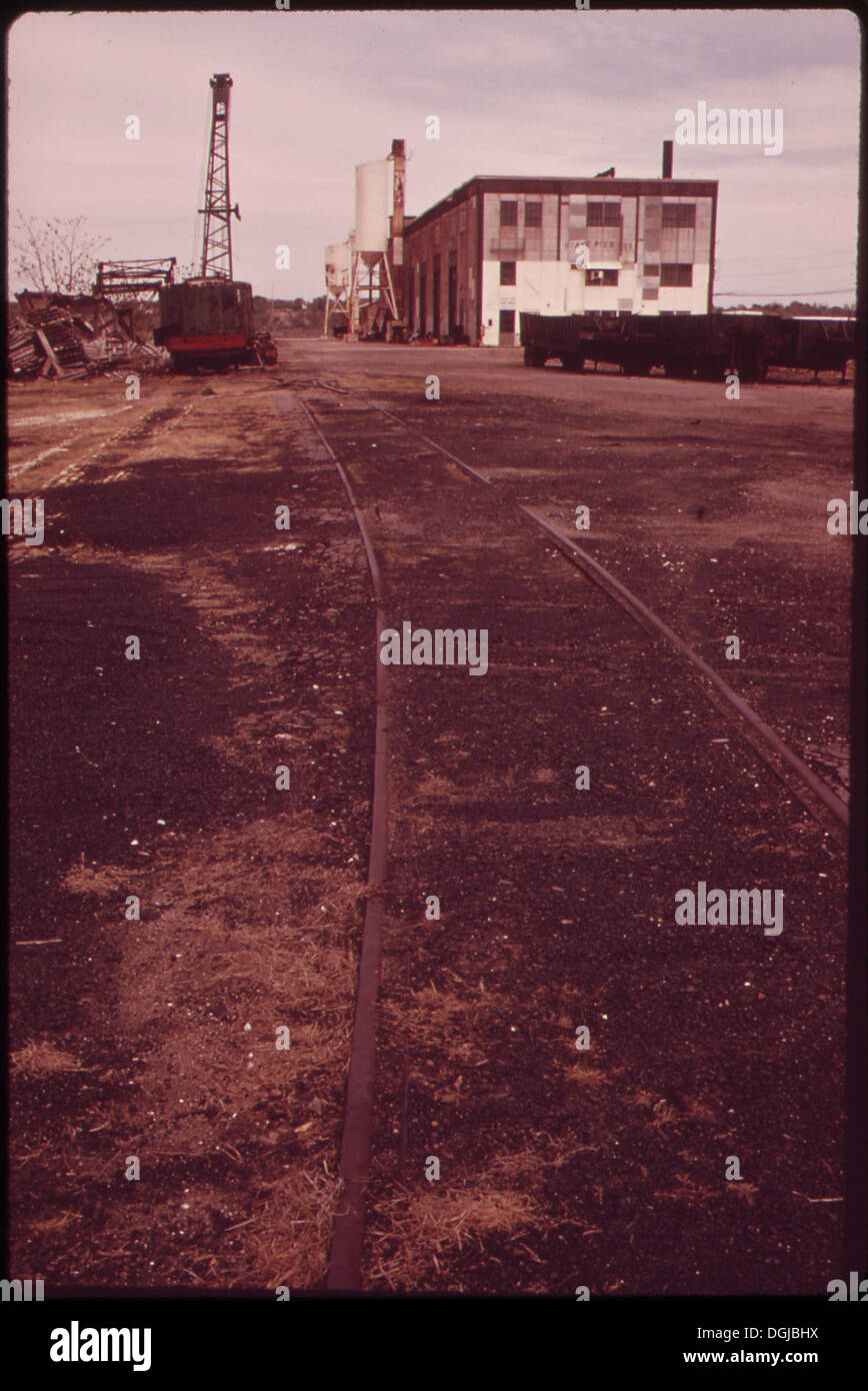 This image shows State Pier, extending 600 feet over Narragansett Bay ...