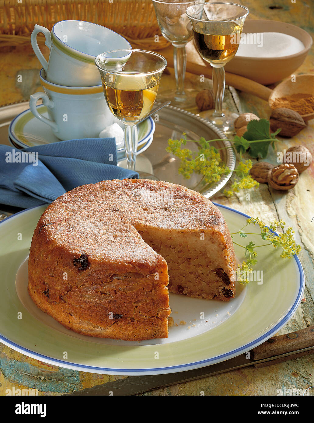 Israeli cake hi-res stock photography and images - Alamy