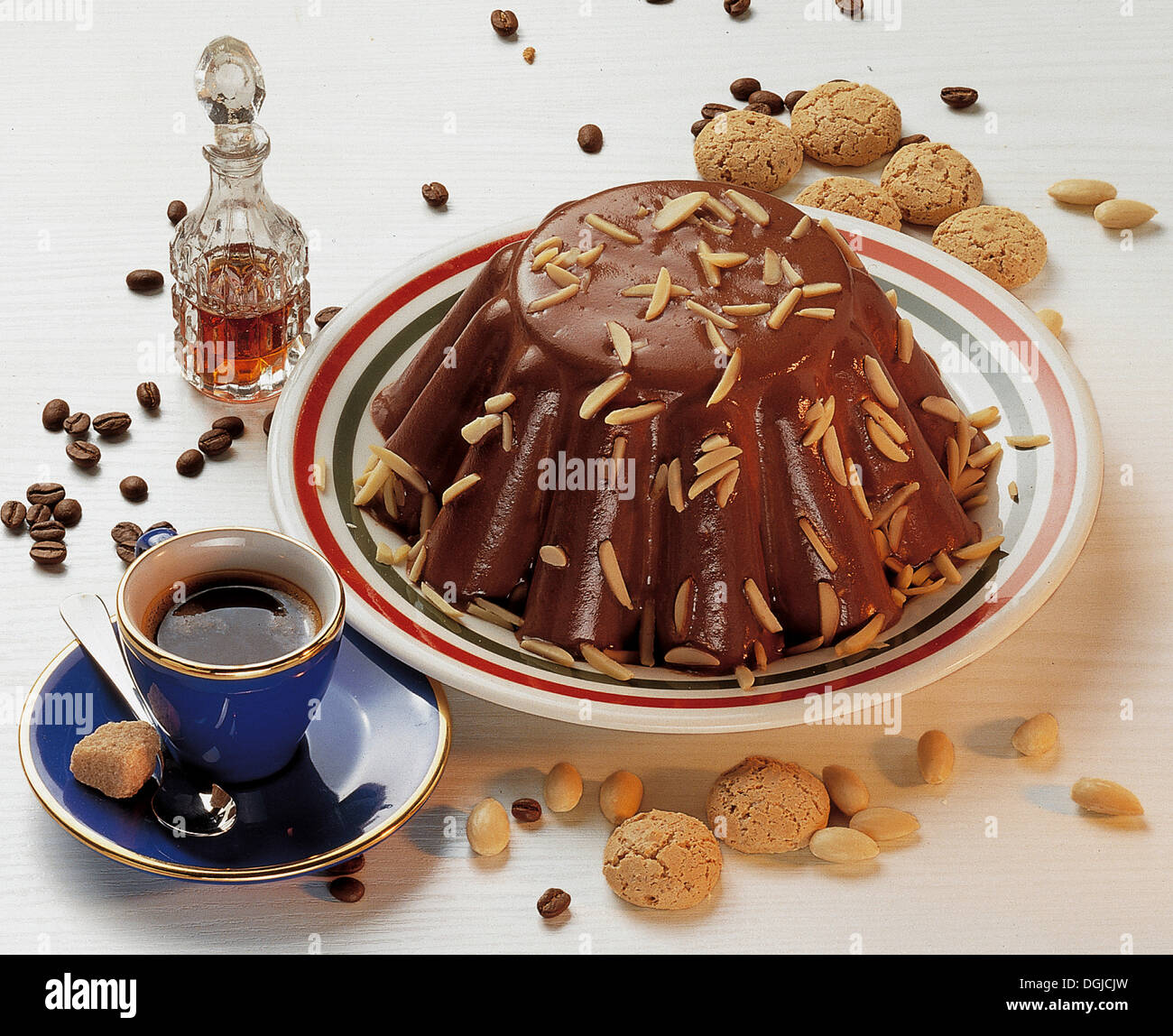 Chocolate pudding dessert in hi-res stock photography and images - Alamy