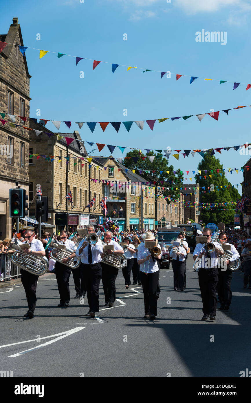 Marching band Bakewell carnival and parade an annual charity raising ...