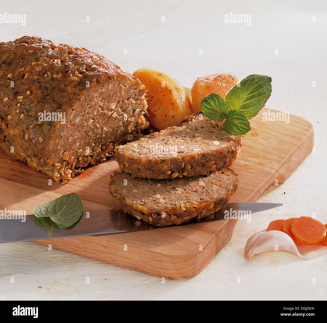 Roast lamb recipe hi-res stock photography and images - Alamy