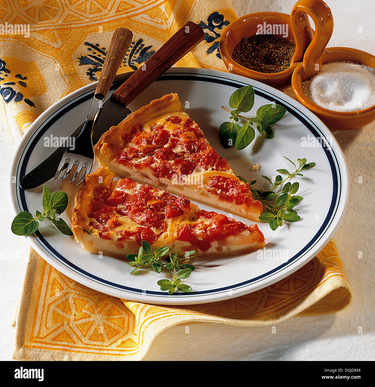 Quiche provencal with tomatoes hi-res stock photography and images - Alamy