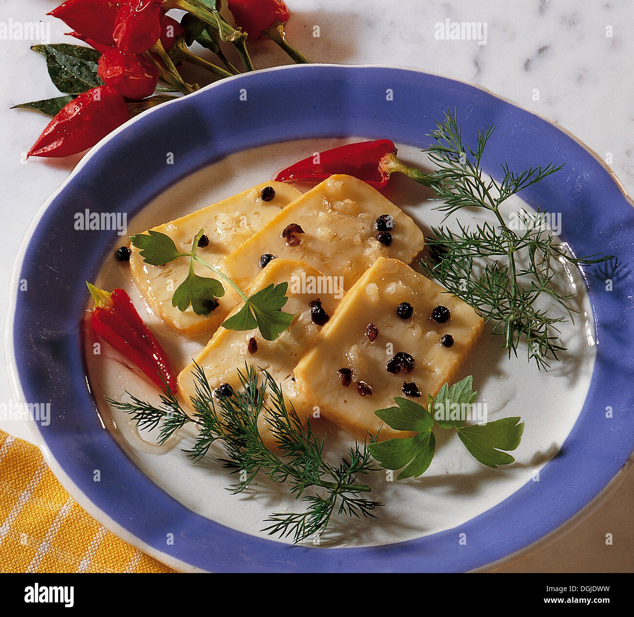 Limburger cheese hi-res stock photography and images - Alamy
