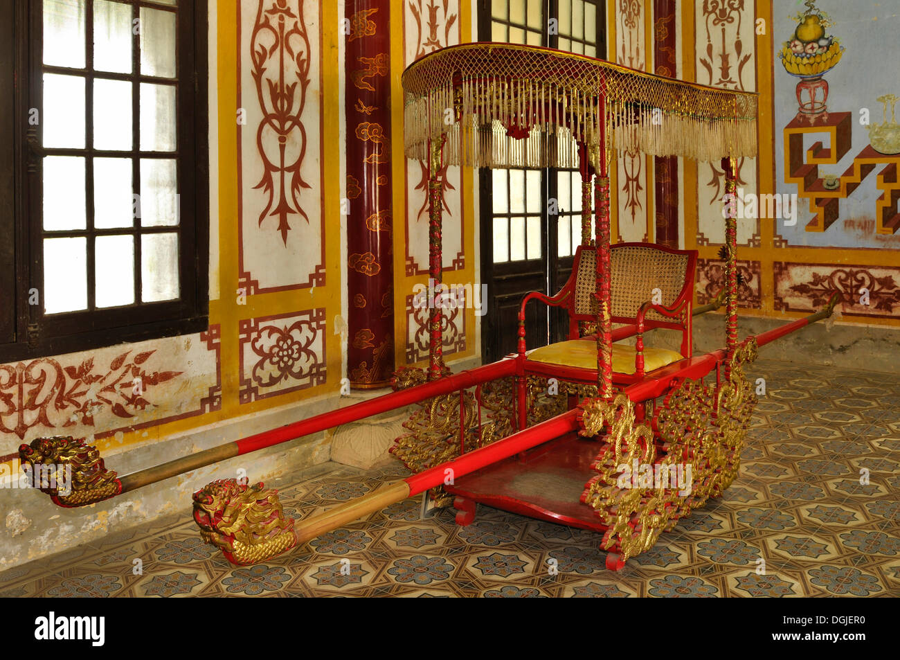 The Emperor's litter or sedan in the citadel, Mandarin halls, Hoang ...