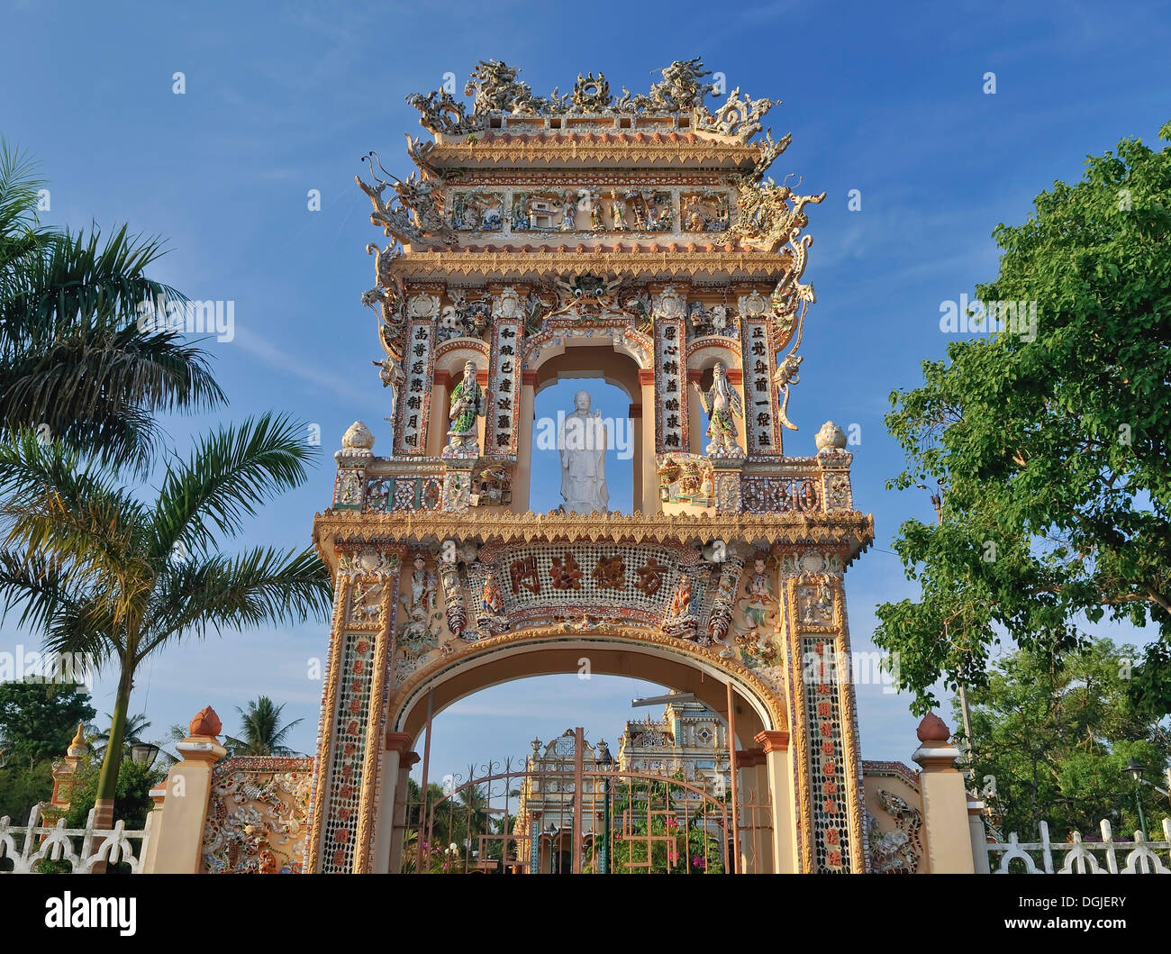 Vinh Trang Pagoda, My Tho, Mekong Delta, Vietnam, Southeast Asia, Asia ...