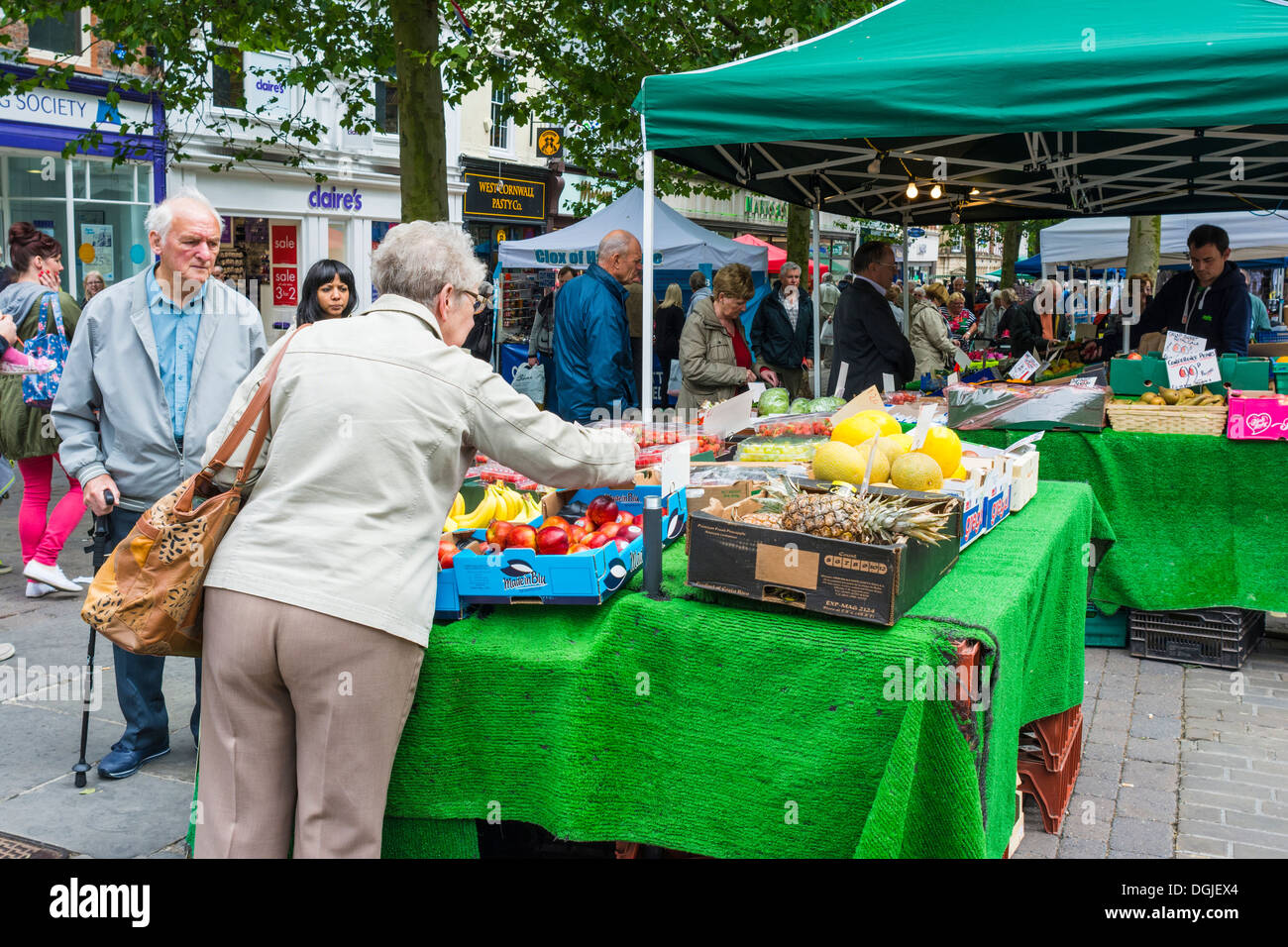 Newgate market york hi-res stock photography and images - Alamy