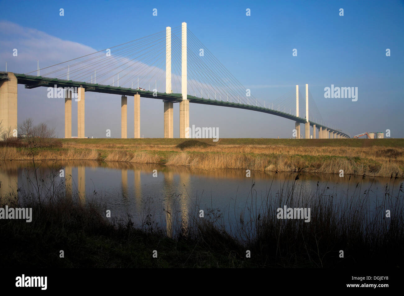 Dartford crossing hi-res stock photography and images - Alamy
