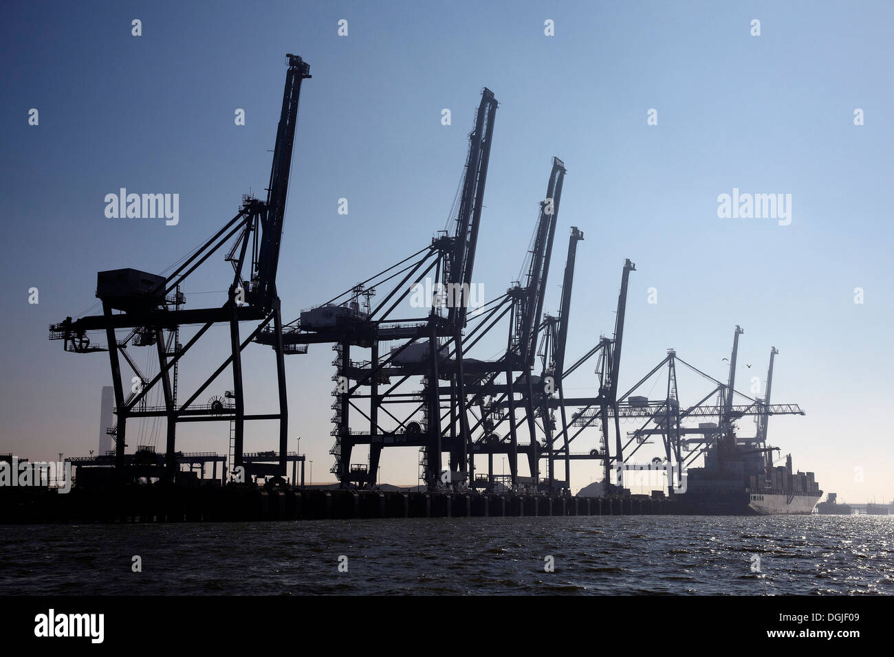 Sheerness port hi-res stock photography and images - Alamy