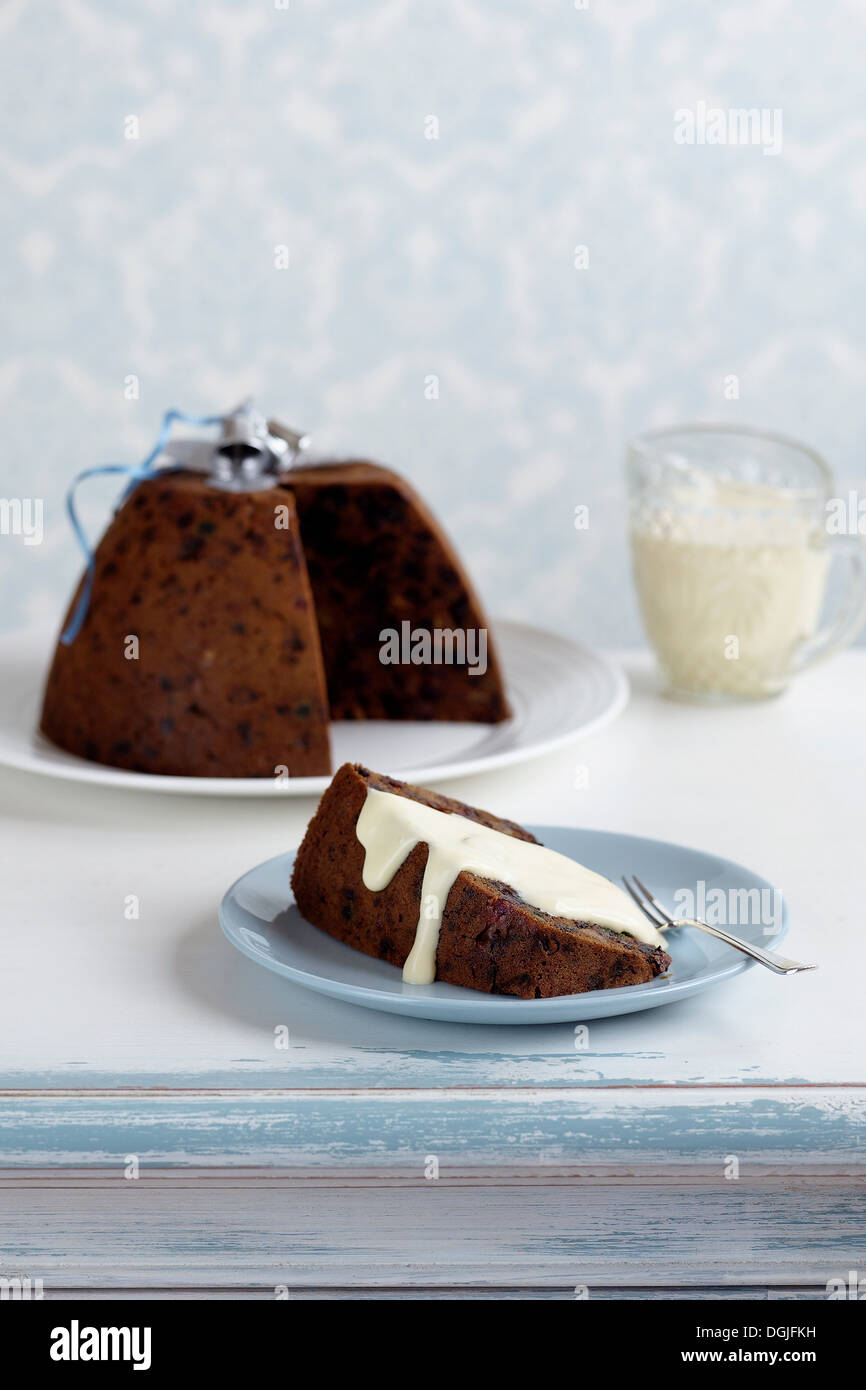 Plum pudding hi-res stock photography and images - Alamy