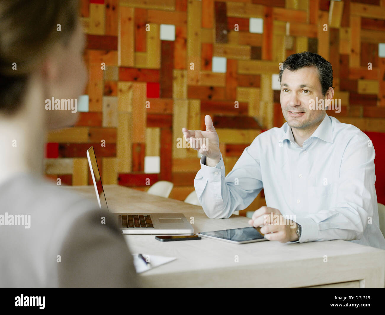 Man communicating hi-res stock photography and images - Alamy
