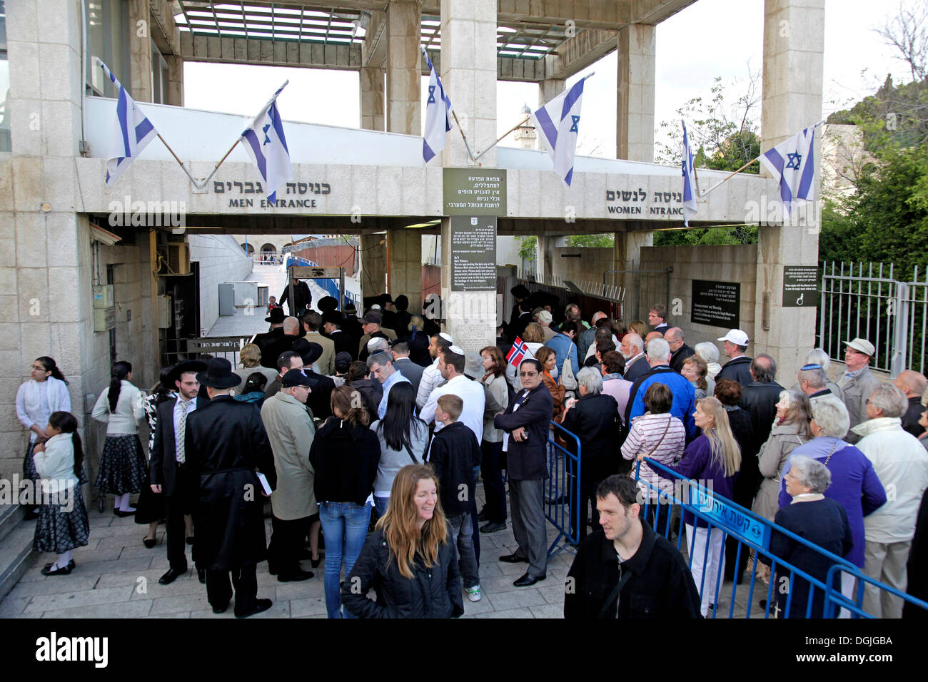 Wailing wall western wall jerusalem hi-res stock photography and images ...