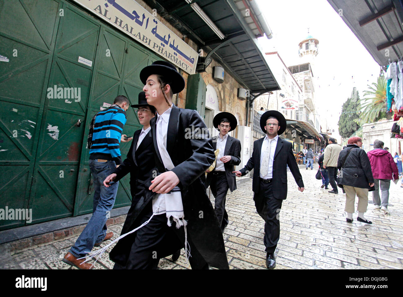 Jews in israel hi-res stock photography and images - Alamy