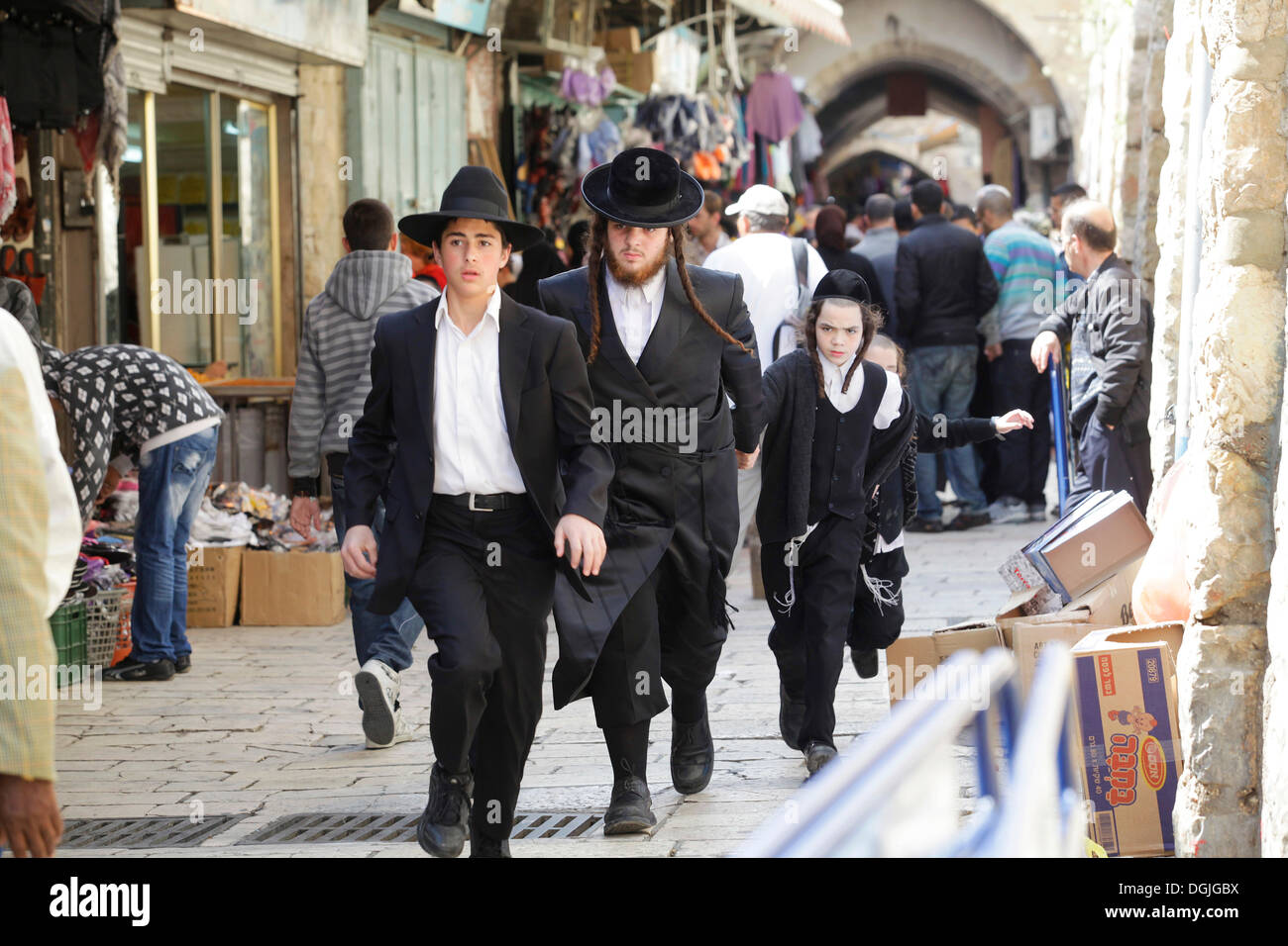 Jews in israel hi-res stock photography and images - Alamy