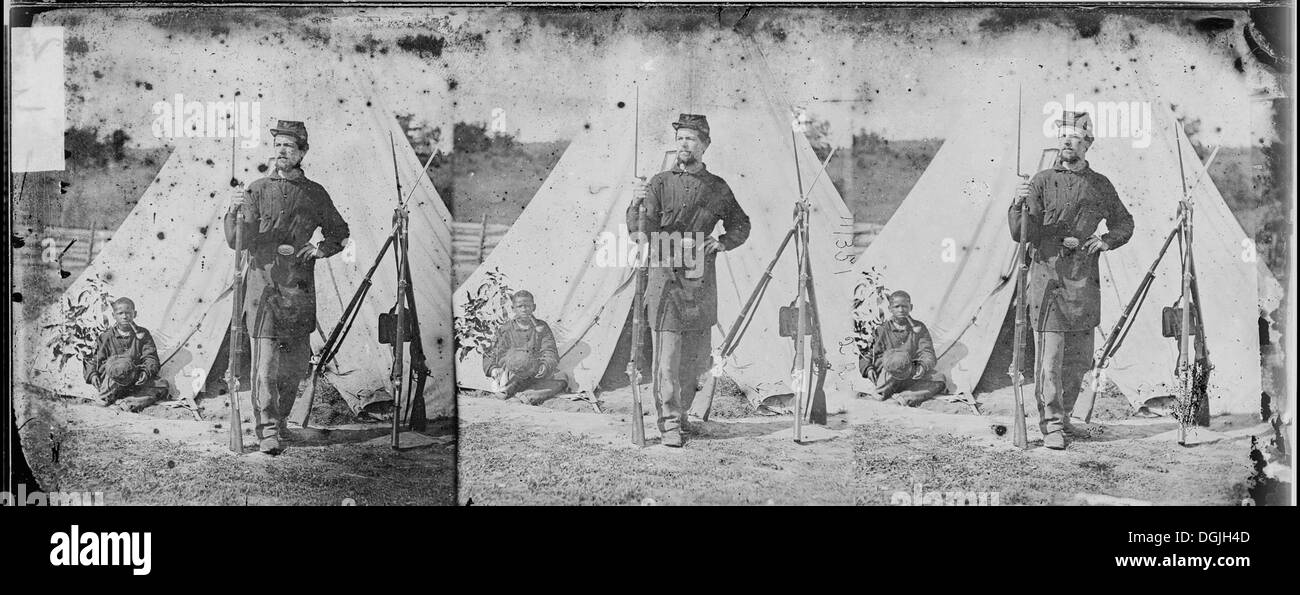 This image shows Private infantrymen of the 2nd Rhode Island Regiment ...