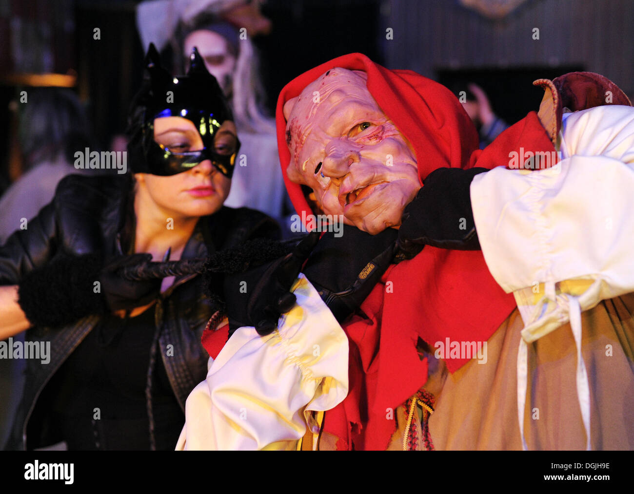 Quasimodo film hi-res stock photography and images - Alamy