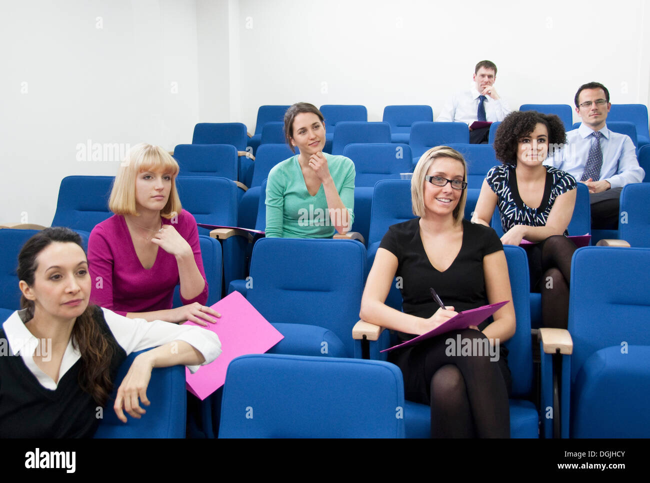 Presentation people sitting hi-res stock photography and images - Alamy