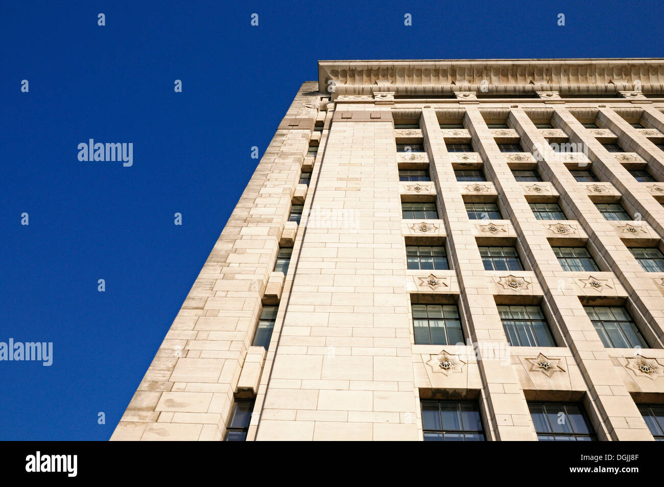 Berwin Leighton Paisner LLP, Adelaide House, London Bridge, London EC4R ...