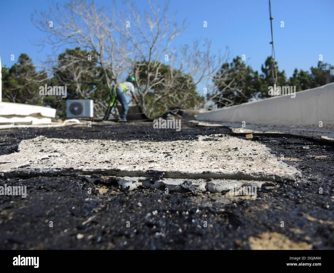 Tar roofs hi-res stock photography and images - Alamy