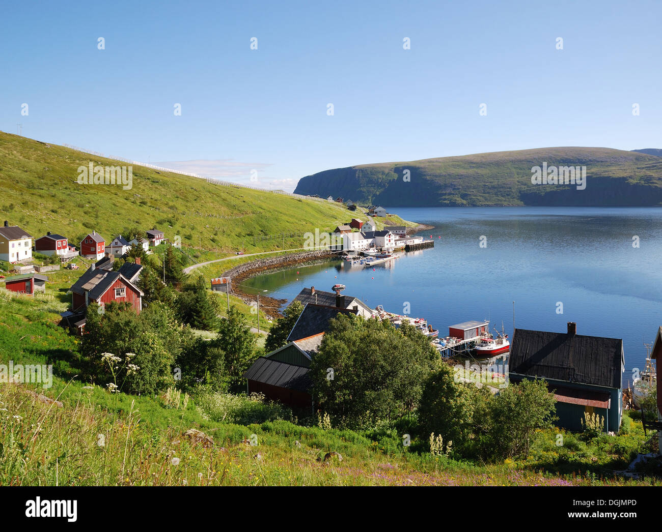 Wooden houses settlement and fishing boats hi-res stock photography and ...
