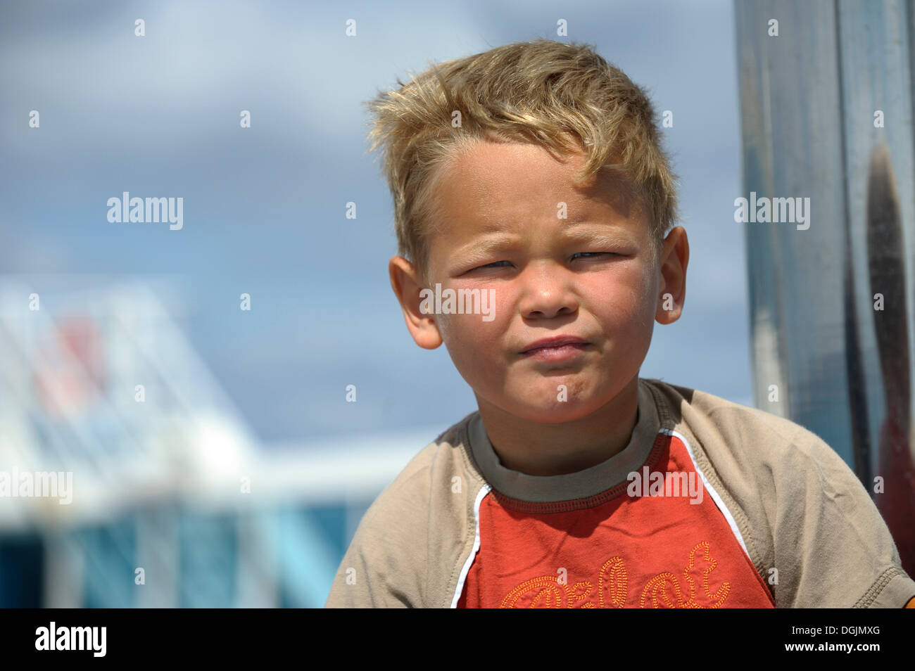 5-year-old boy with a sceptical expression Stock Photo - Alamy