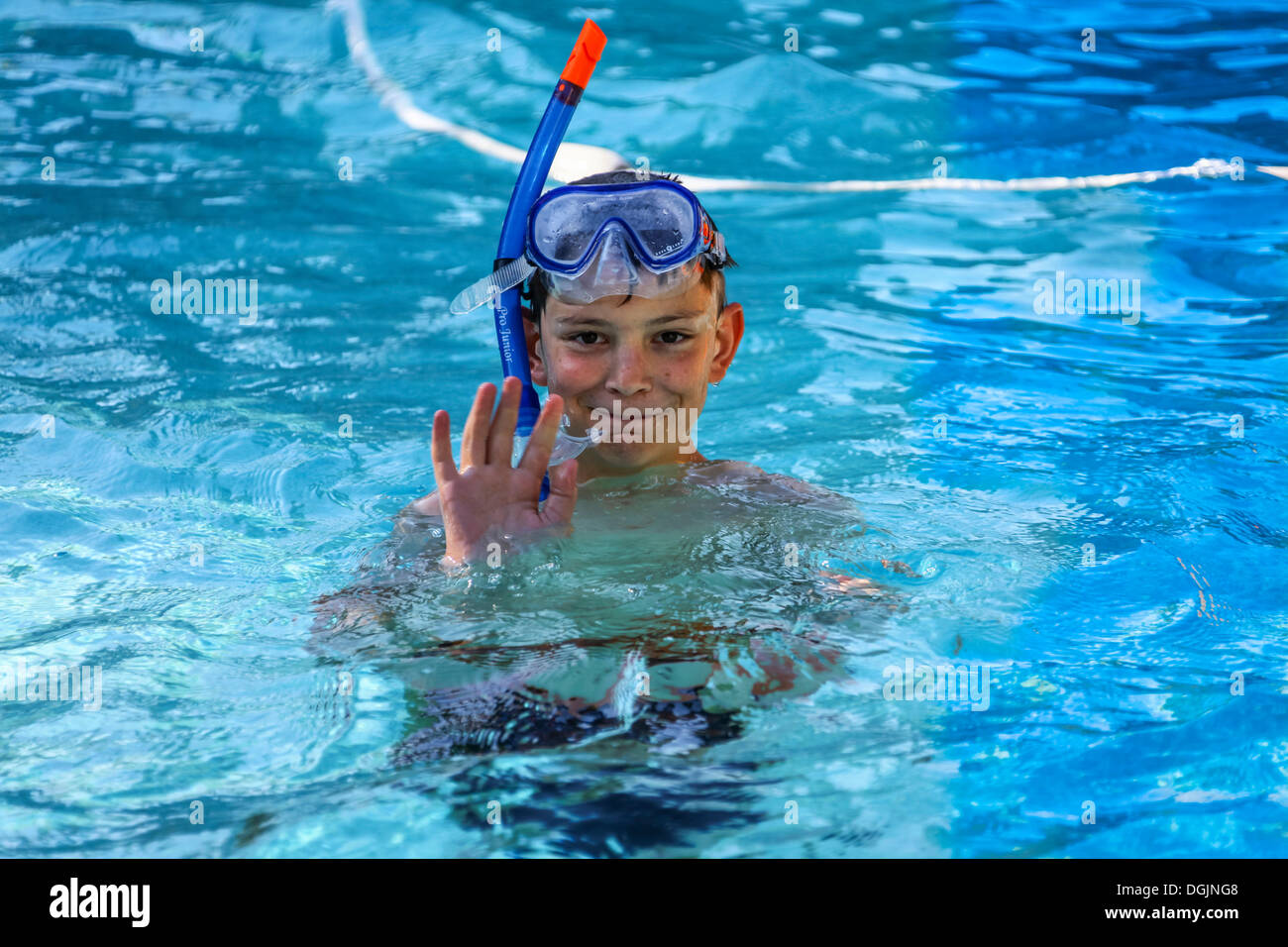 Signals snorkel hi-res stock photography and images - Alamy