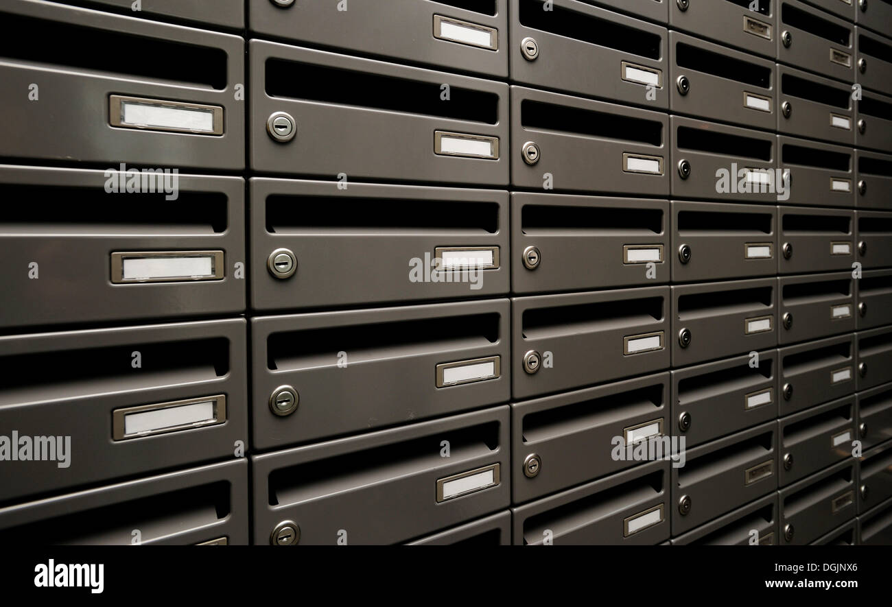Image mailbox full mail hi-res stock photography and images - Alamy