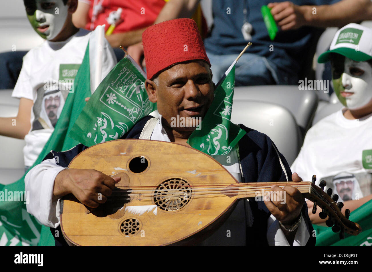 Saudi arabian hi-res stock photography and images - Alamy