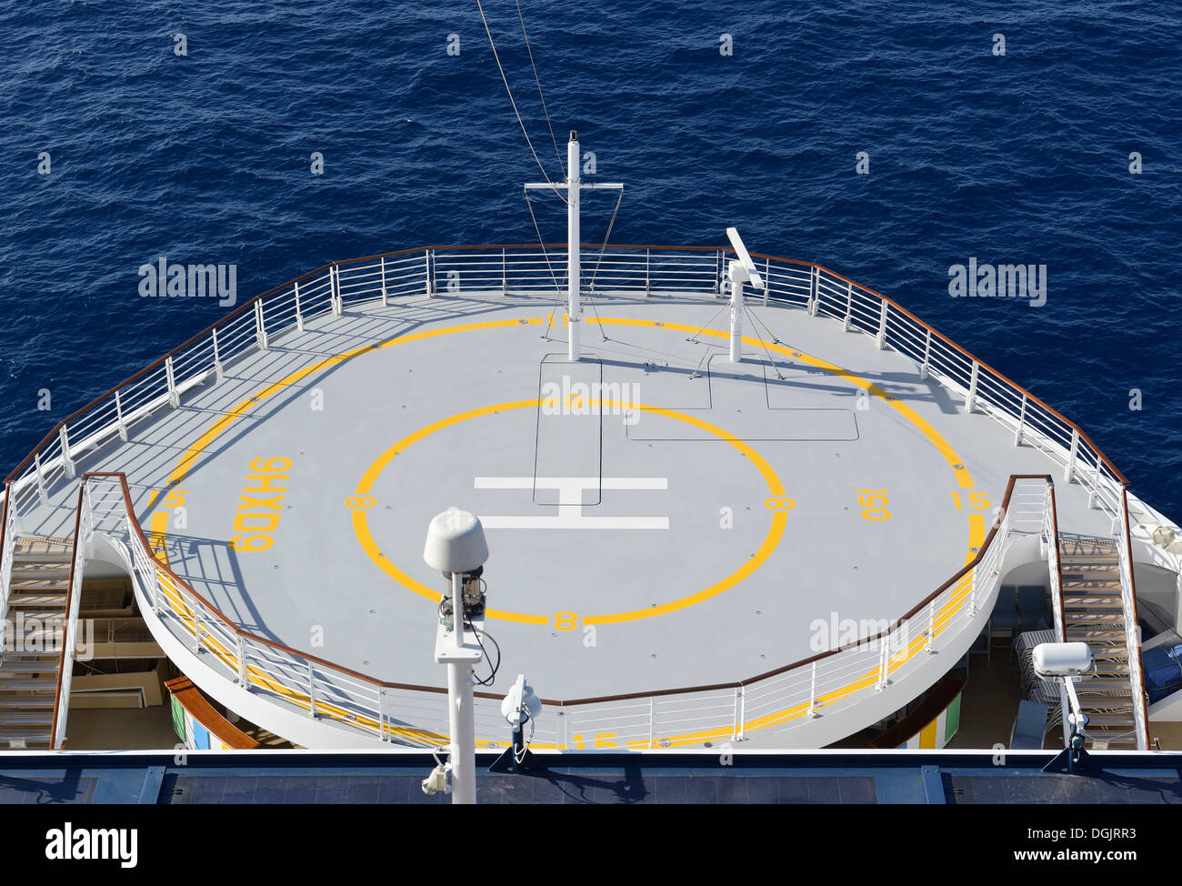 Helipad on a cruise ship Stock Photo: 61879415 - Alamy