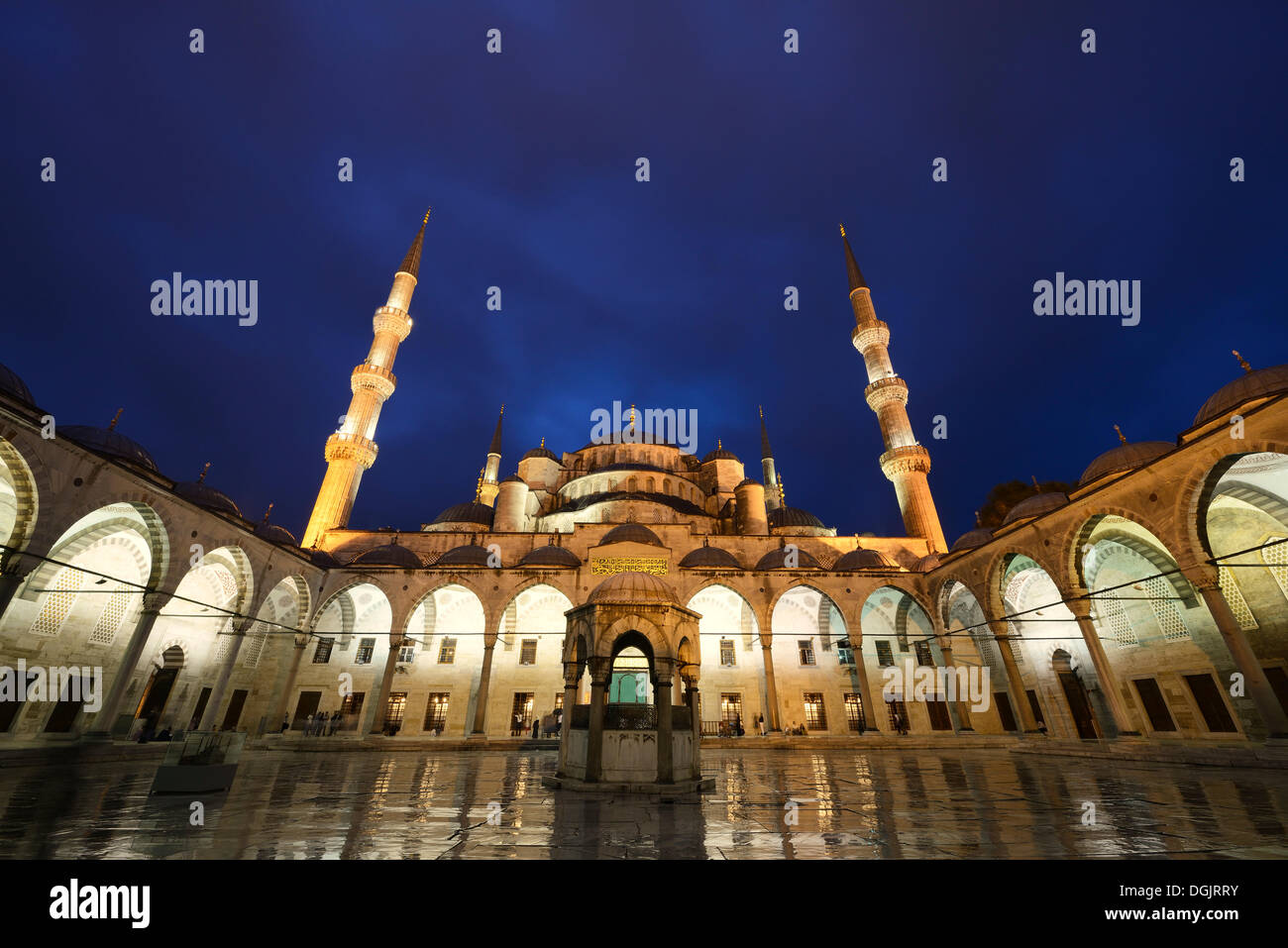 Courtyard of the Blue Mosque, also known as Sultan Ahmed Mosque ...