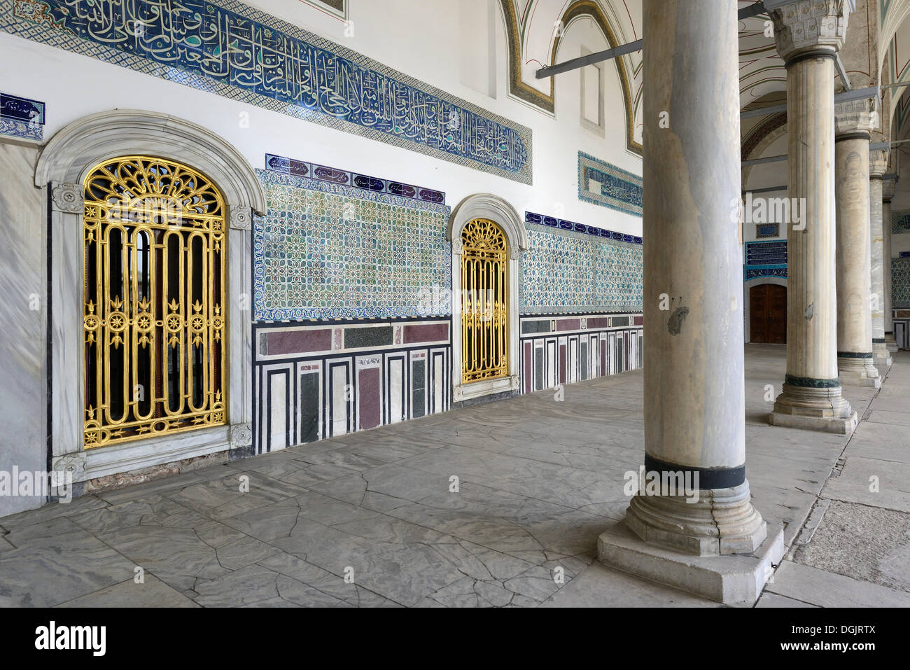 Revan Pavilion, Topkapi Palace, Topkapi Sarayi, Istanbul, European side ...