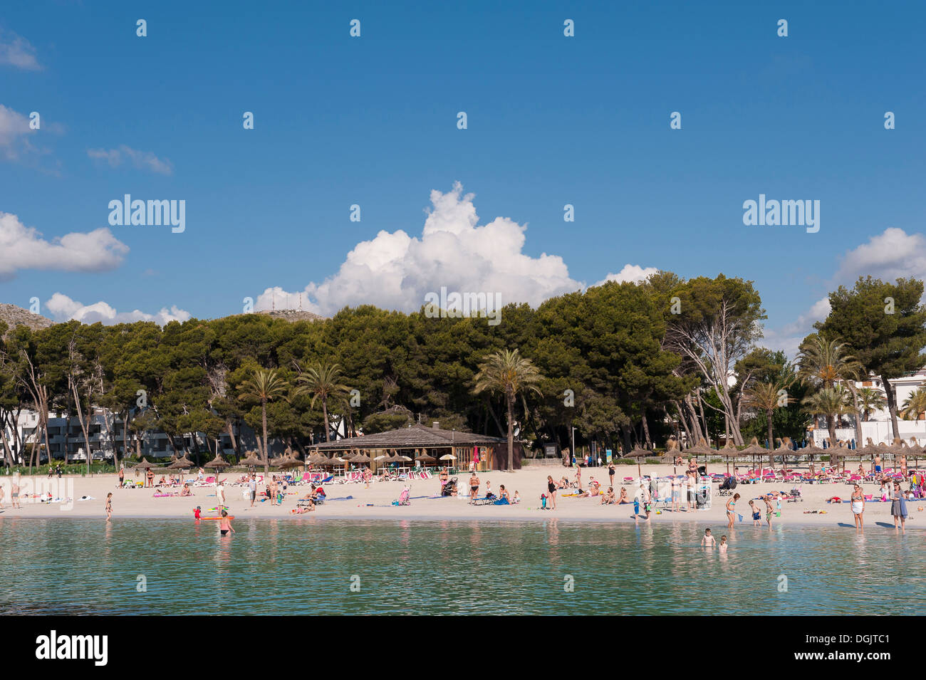 Happy holidaymaker holidaymakers holiday maker makers hi-res stock ...