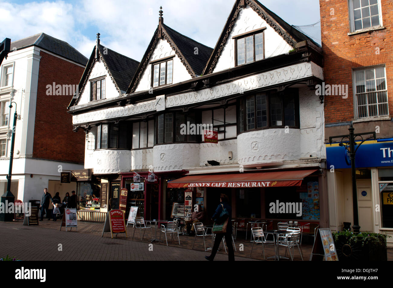 Banbury town centre high street hi-res stock photography and images - Alamy