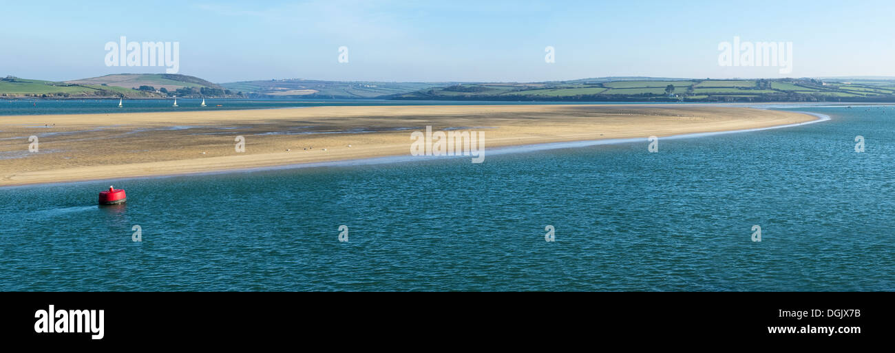 The River Camel Estuary at Padstow in Cornwall Stock Photo - Alamy