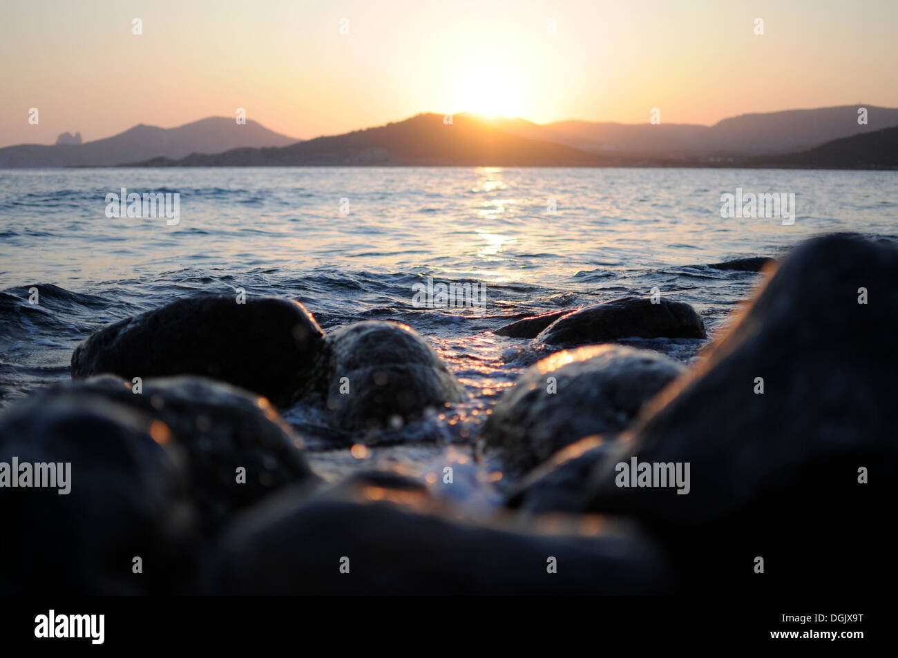 Sun hits the water hi-res stock photography and images - Alamy