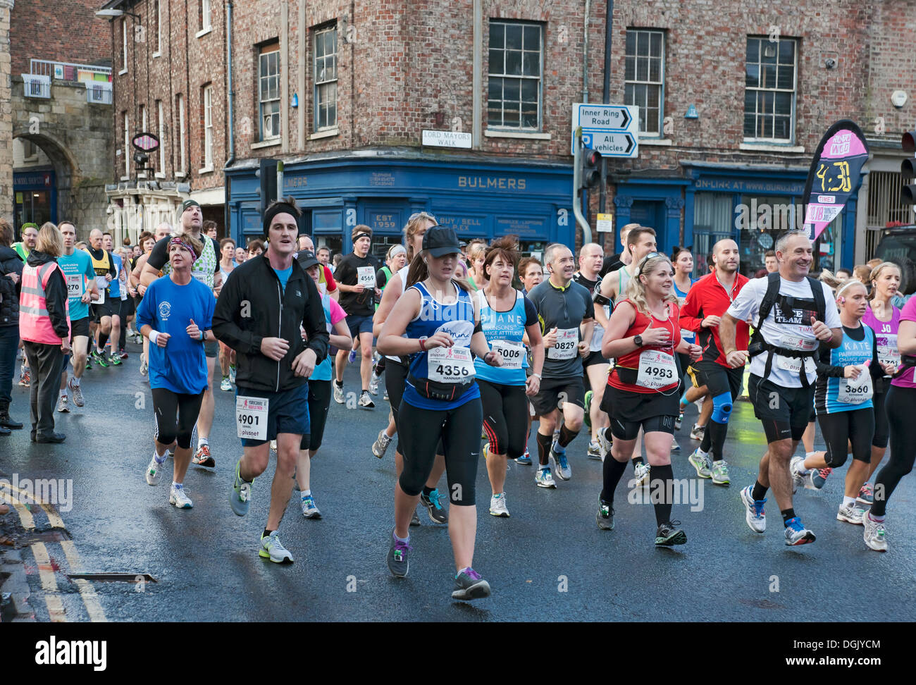 Jog Jogging Joggers Runners English British England Britain Uk High ...