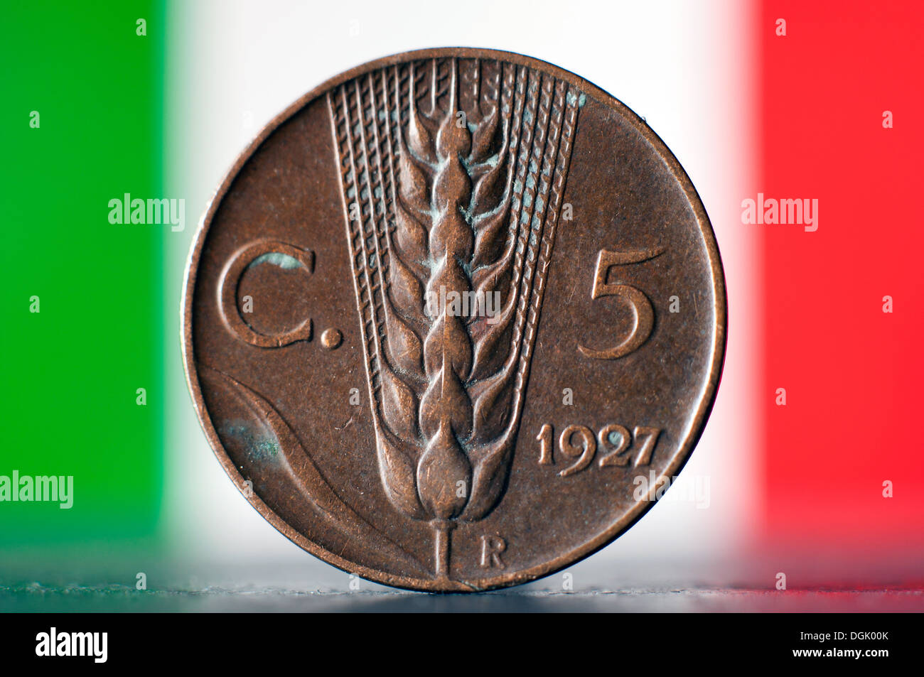 Old italian coins hi-res stock photography and images - Alamy