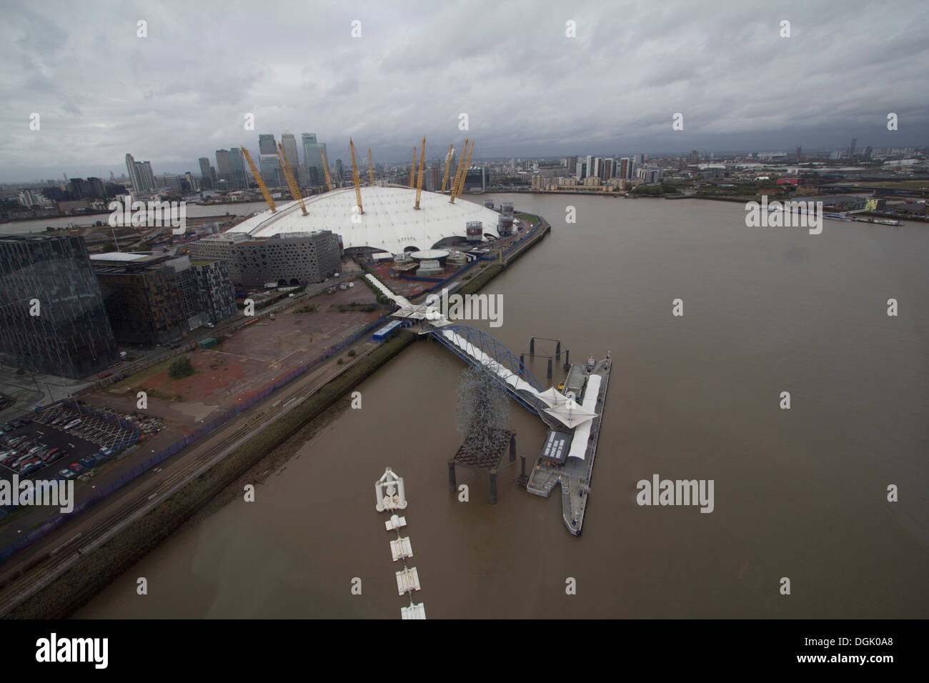 The Emirates Air Line experience view of Thames Canary Wharf and O2 ...