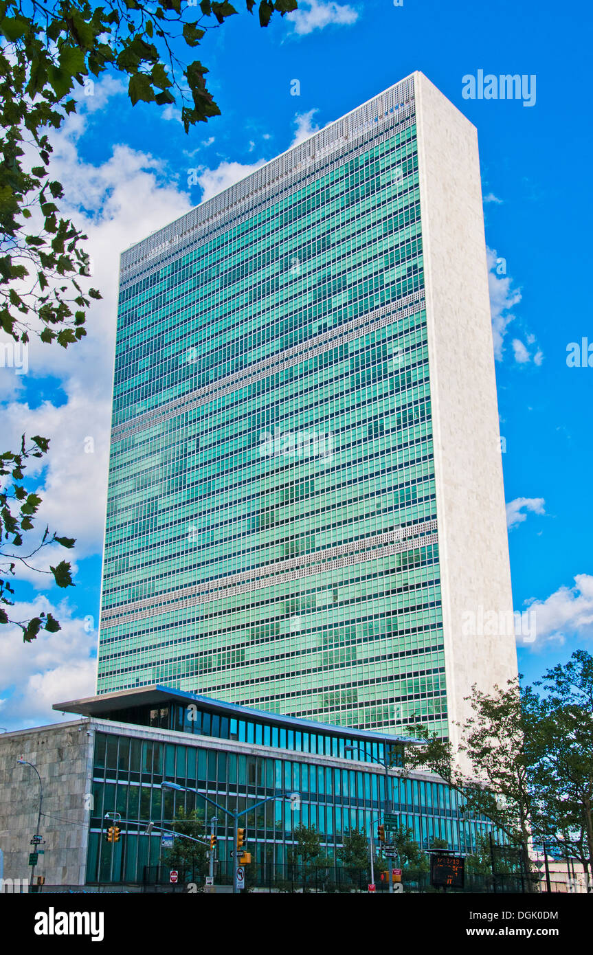 United Nations building Stock Photo - Alamy