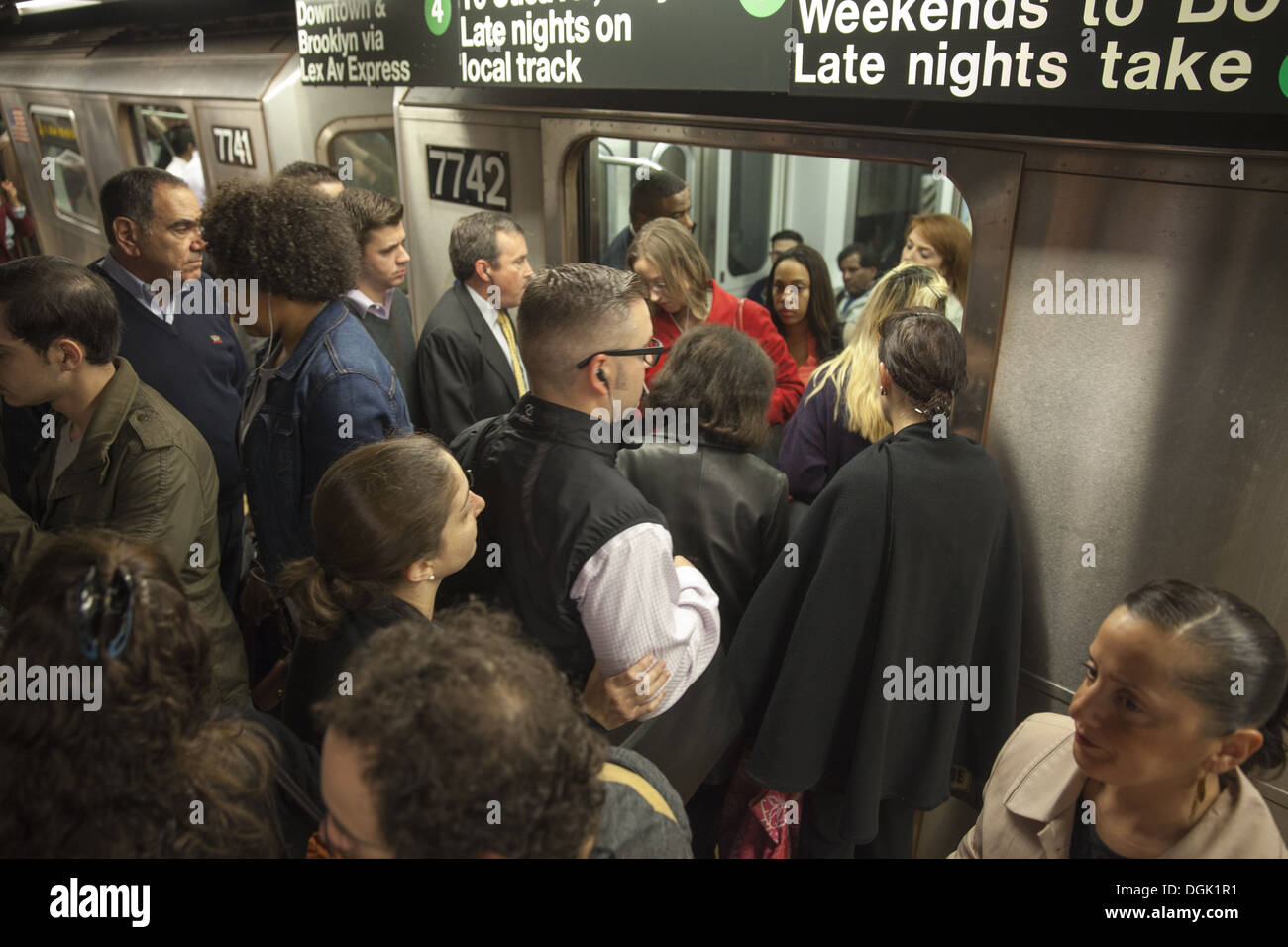 Morning rush hour on the 4,5 & 6 subway line on the East Side of ...