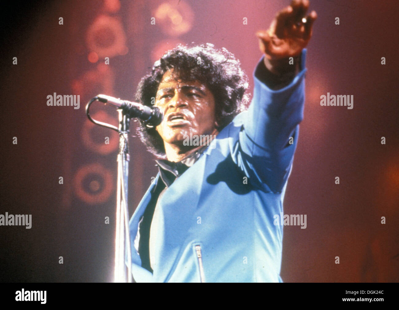 Singer james brown hi-res stock photography and images - Alamy