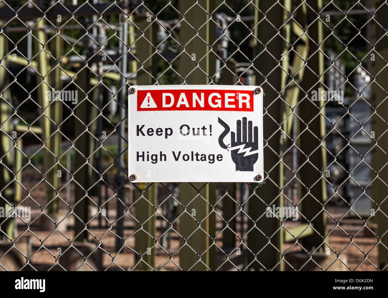 Electrical danger sign hi-res stock photography and images - Alamy