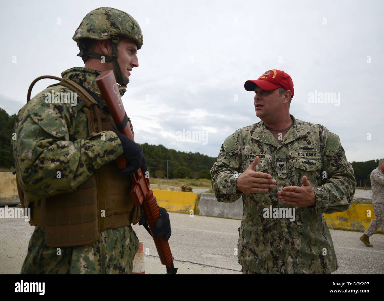 Navy cargo handling battalion nchb 1 hi-res stock photography and ...