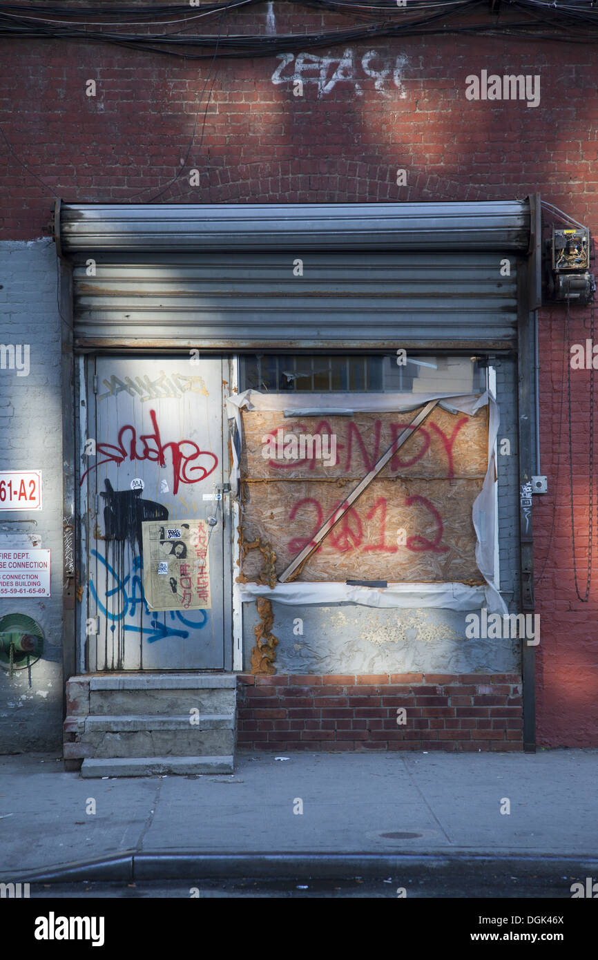 Canal disaster hi-res stock photography and images - Alamy