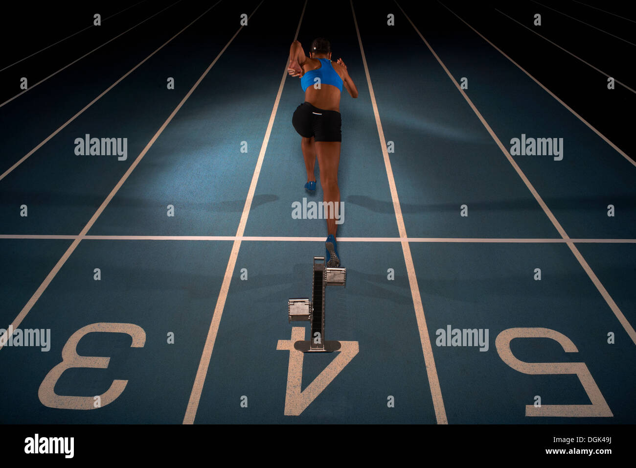 Athlete running hi-res stock photography and images - Alamy