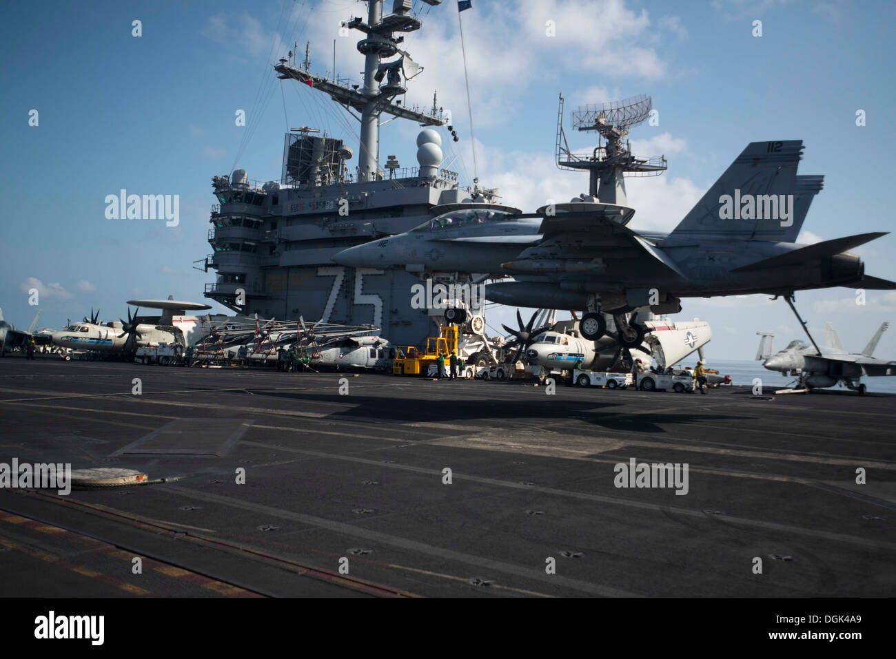 Strike fighter squadron vfa 32 hi-res stock photography and images - Alamy