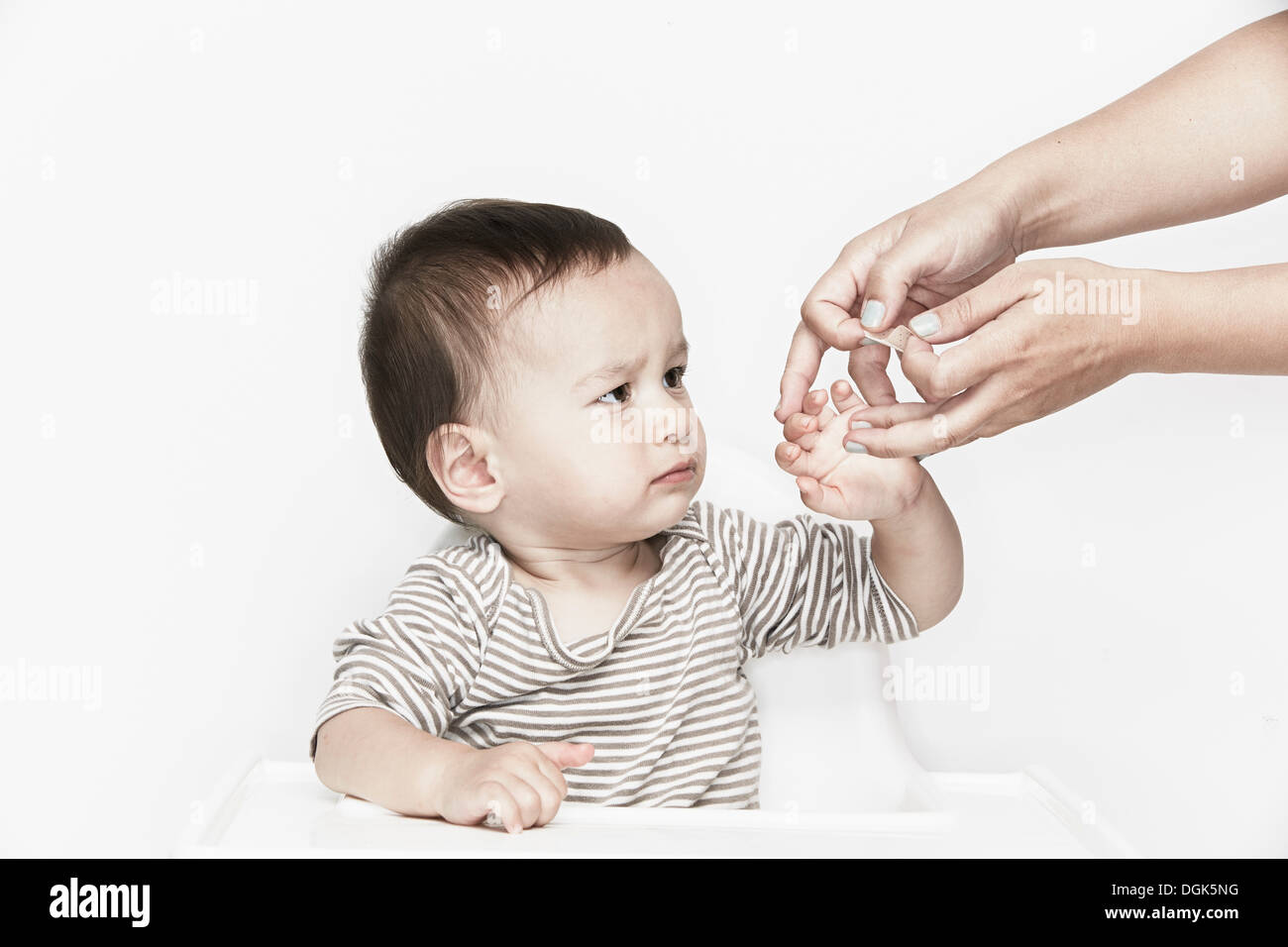 Boy hand plaster hi-res stock photography and images - Alamy