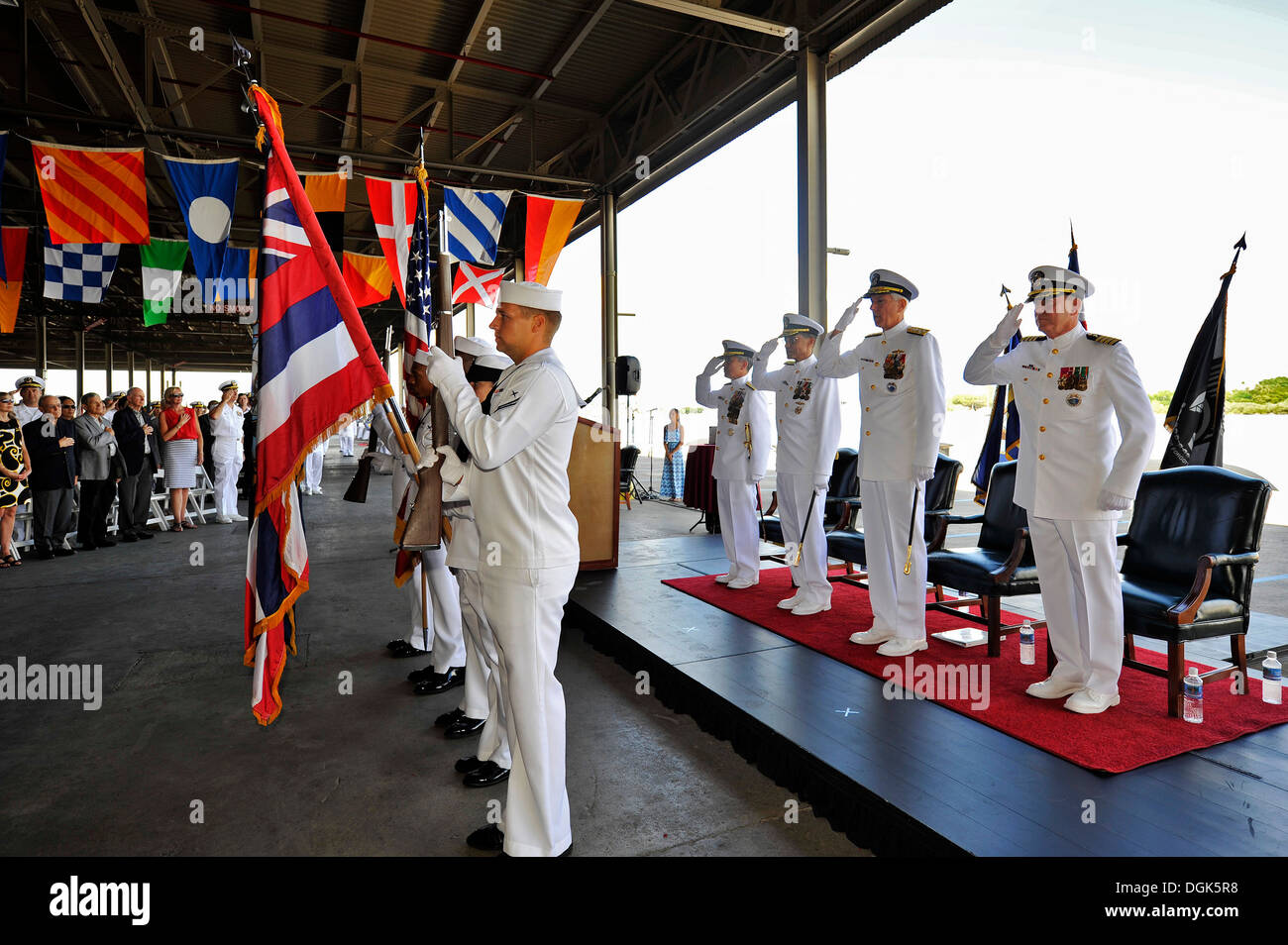 Outgoing commander b hi-res stock photography and images - Alamy